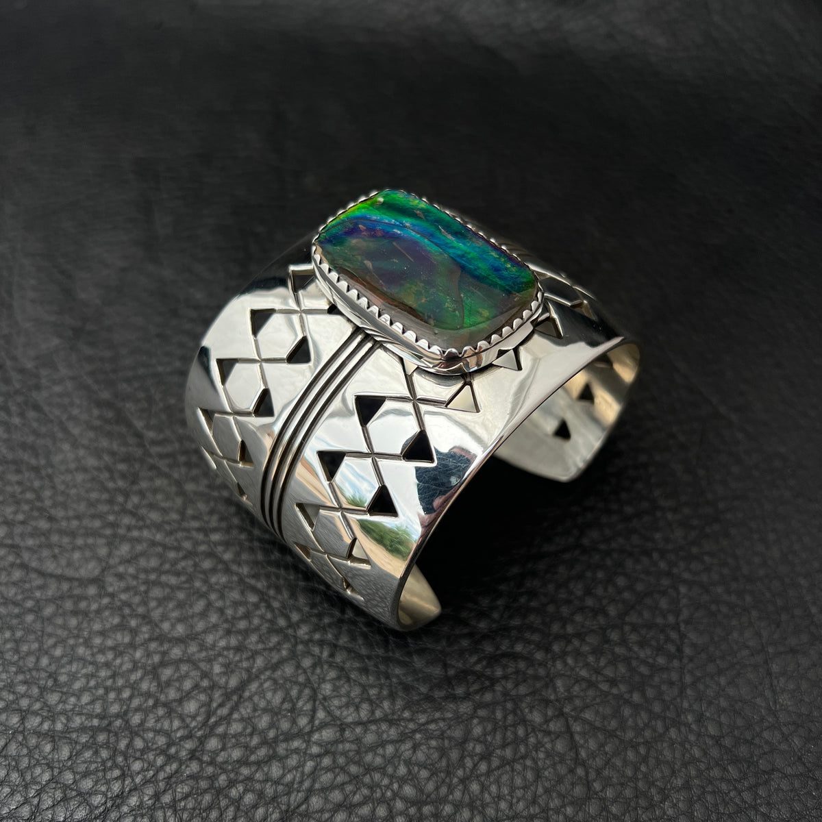 Waddie CrazyHorse – CrazyHorse Classics